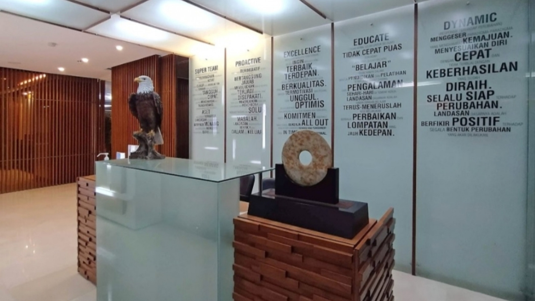 Office RDTX Mega Kuningan Dahulu Menara Danamon, 800sqm, fully furnised ...