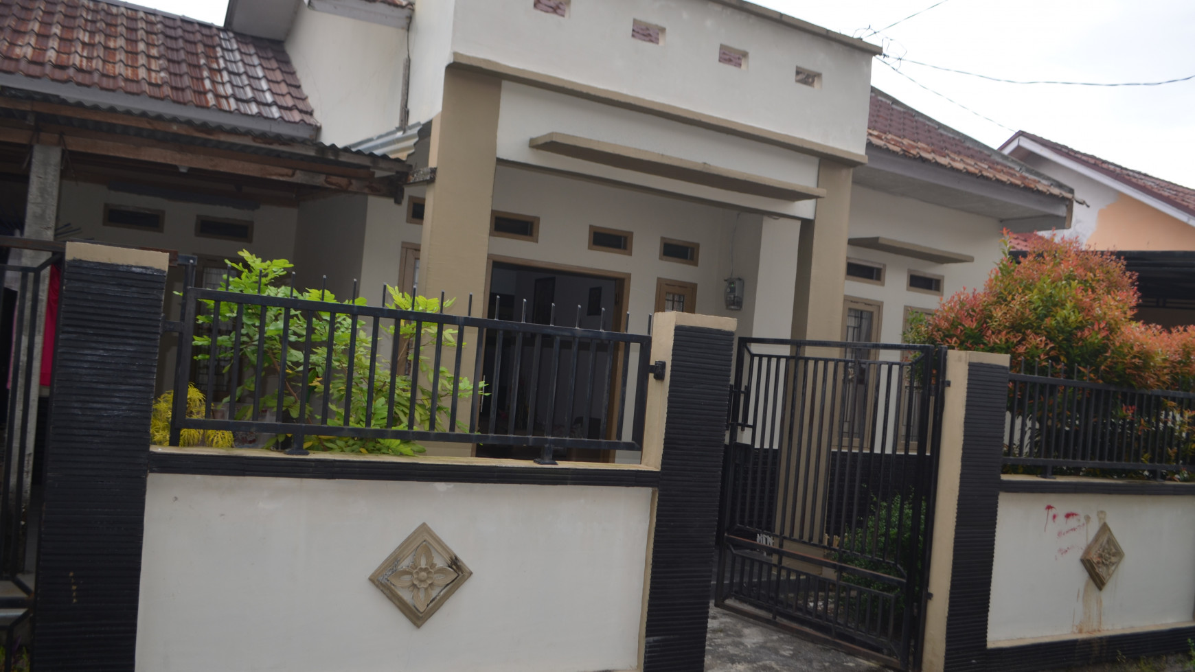 Rumah Type 80/170 Model Minimalis