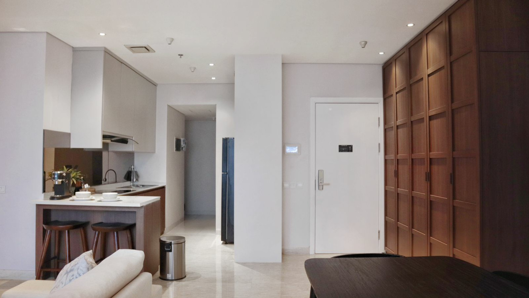 Dijual / Disewakan Apartemen Voila Ciputra World - 3 Bedroom Full Furnished Interior Desain ...