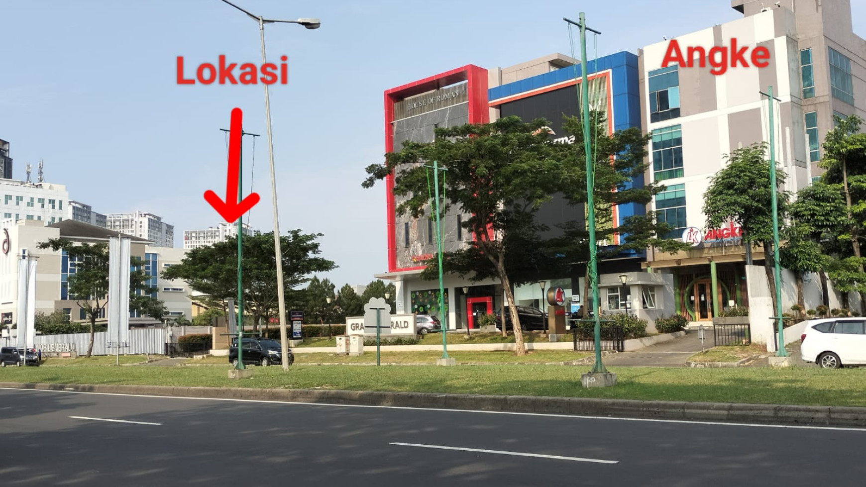 Gedung Retail Exclusive di Gading Serpong,sebelahan gedung Summarecon ...